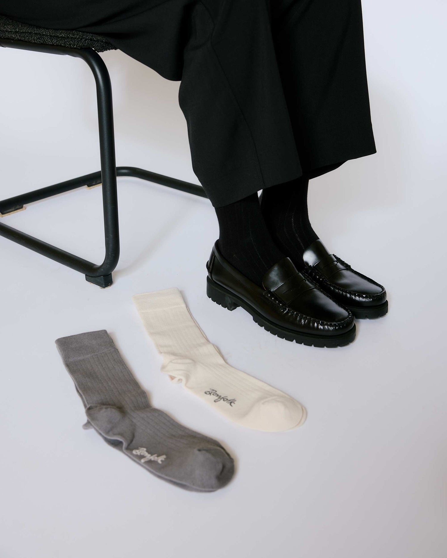 BUY SOCKS ~ GIVE SOCKS – Bonfolk